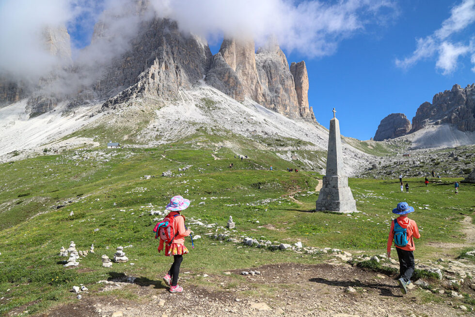 EPIC 1 WEEK DOLOMITES HIKING ITINERARY | Whereabouts Worldwide